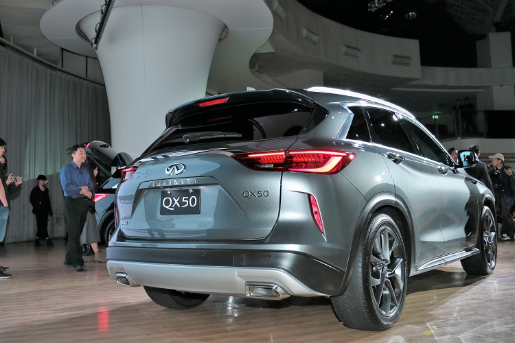 汽車線上：可變壓縮比引擎，INFINITI全新休旅QX50 188萬元起